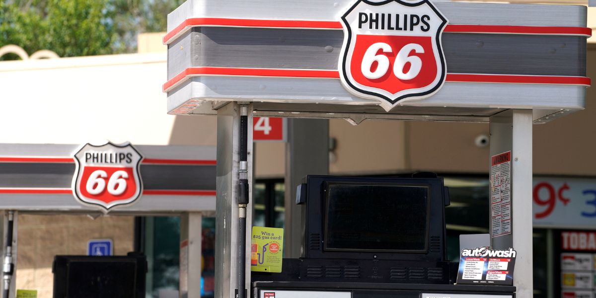 Phillips 66 Leaves the U.S., and Gas Prices Are About to Skyrocket ...