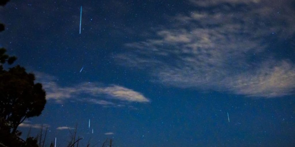 Meteor Shower Schedule for Portland in August 2025: When and Where to ...