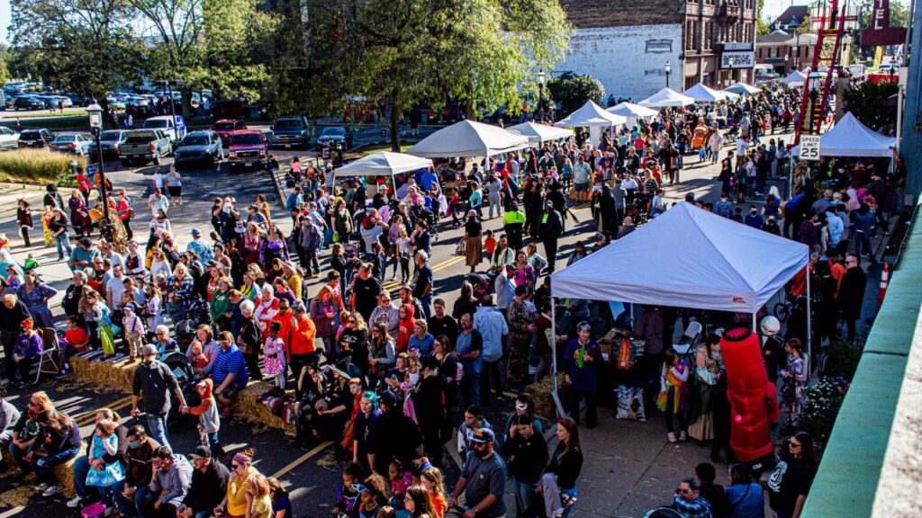 Hocus Pocus Fall Market and Fair 2025: Full Schedule, Admission Info ...