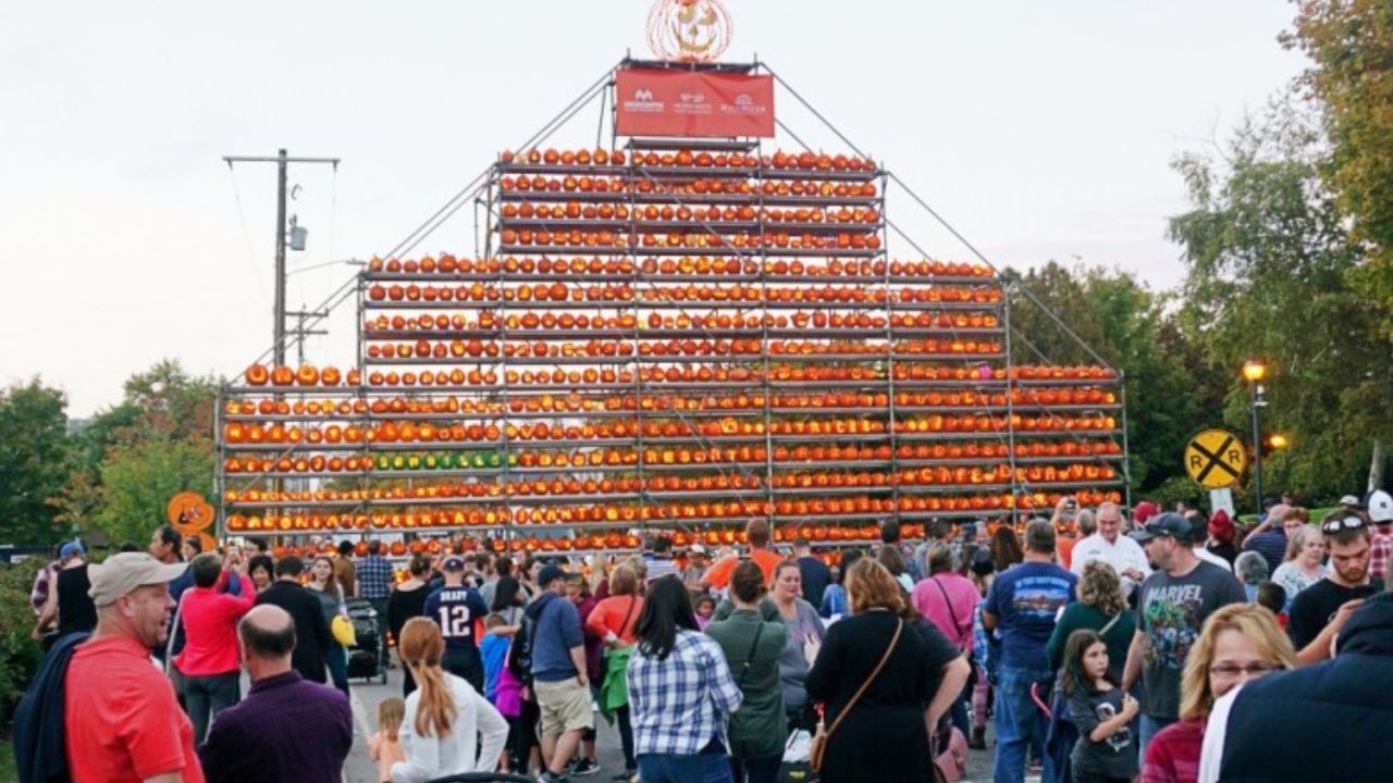 Laconia Pumpkin Festival 2025: Full Schedule, Tickets, Pumpkin Displays ...