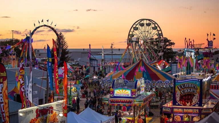 Mighty Howard County Fair 2026 in Cresco, IA: Dates, Rodeo, Livestock ...