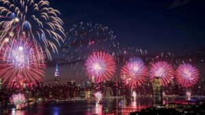 San Francisco July 4 Fireworks 2026: Golden Gate Bridge Show Set to ...